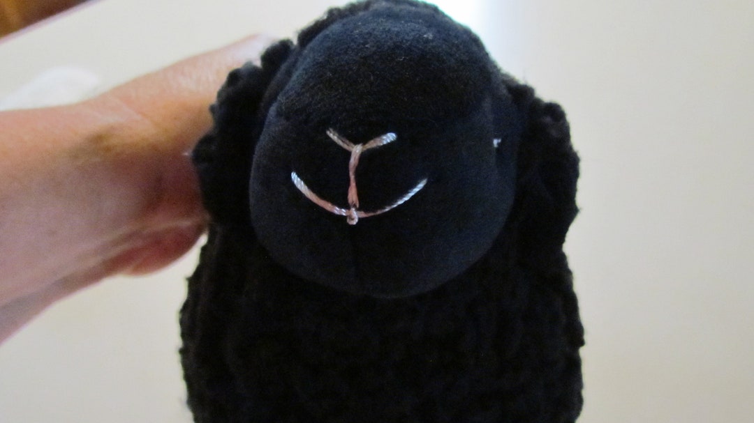 Bath & Body Works: lambie Black Sheep Plush Stuffed Animal - Etsy