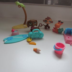 Littlest Pet Shop LPS Set Wiener Dog Monkey Hermit Crab Swim and Sand ...