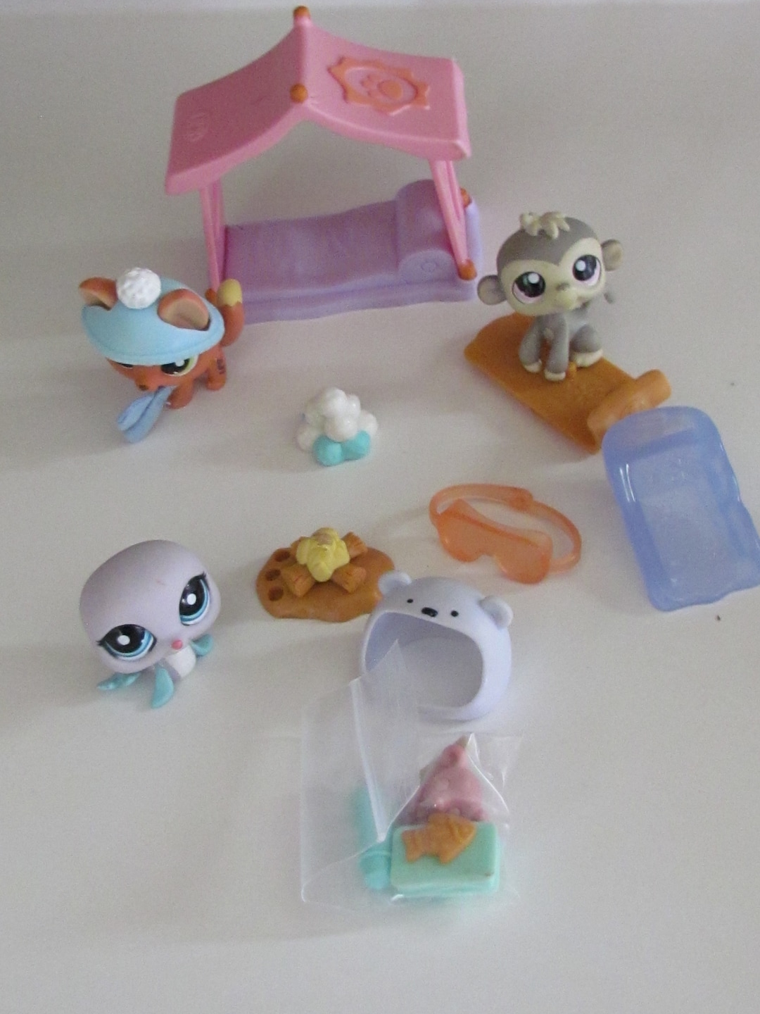 Littlest Pet Shop Snowy Days 1028 1029 1030 Hasbro LPS Sportiest Pets ...