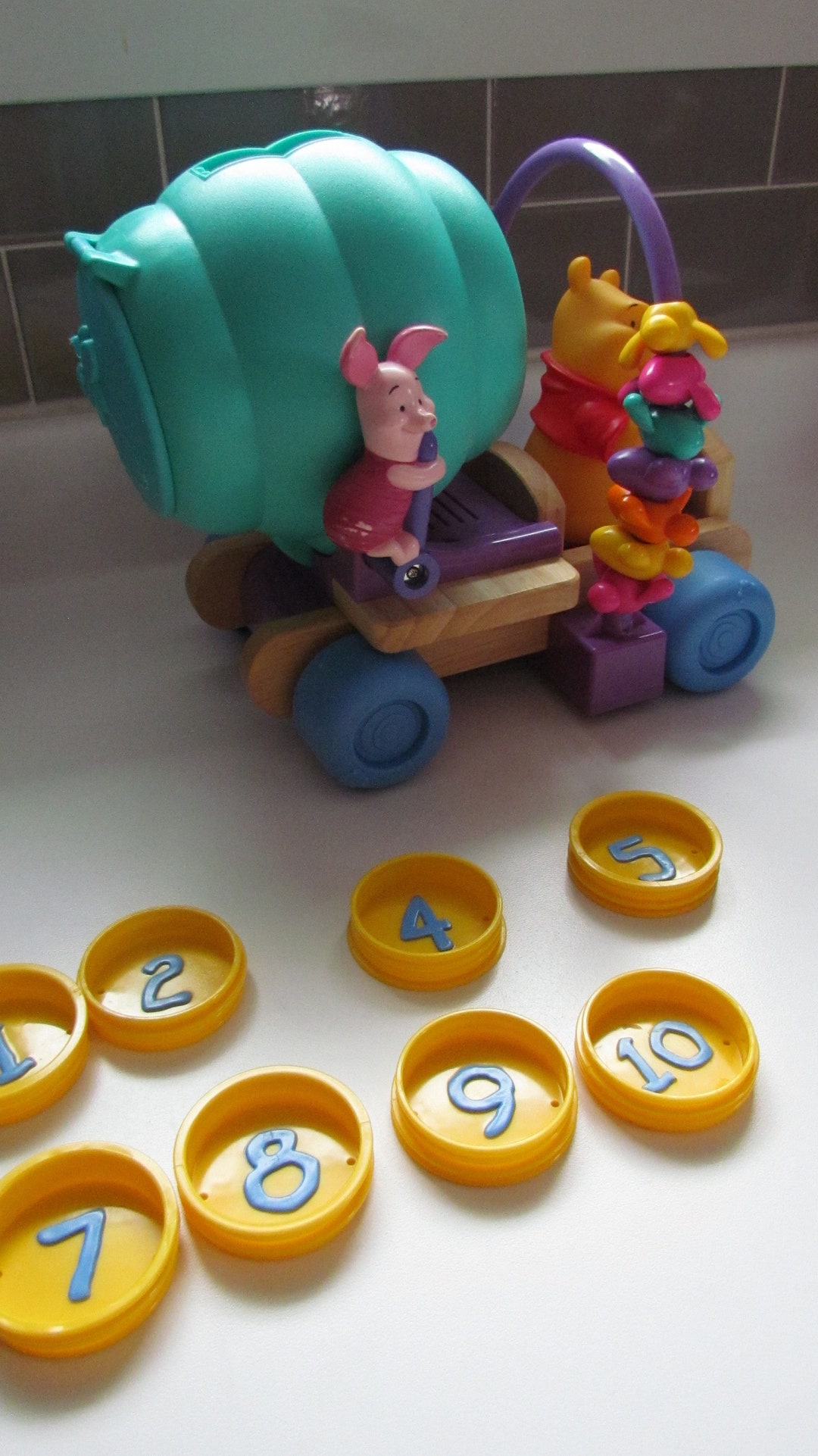 Vintage 2000 Mattel Winnie the Pooh Bee Hive Counting Dump Truck Toy ...