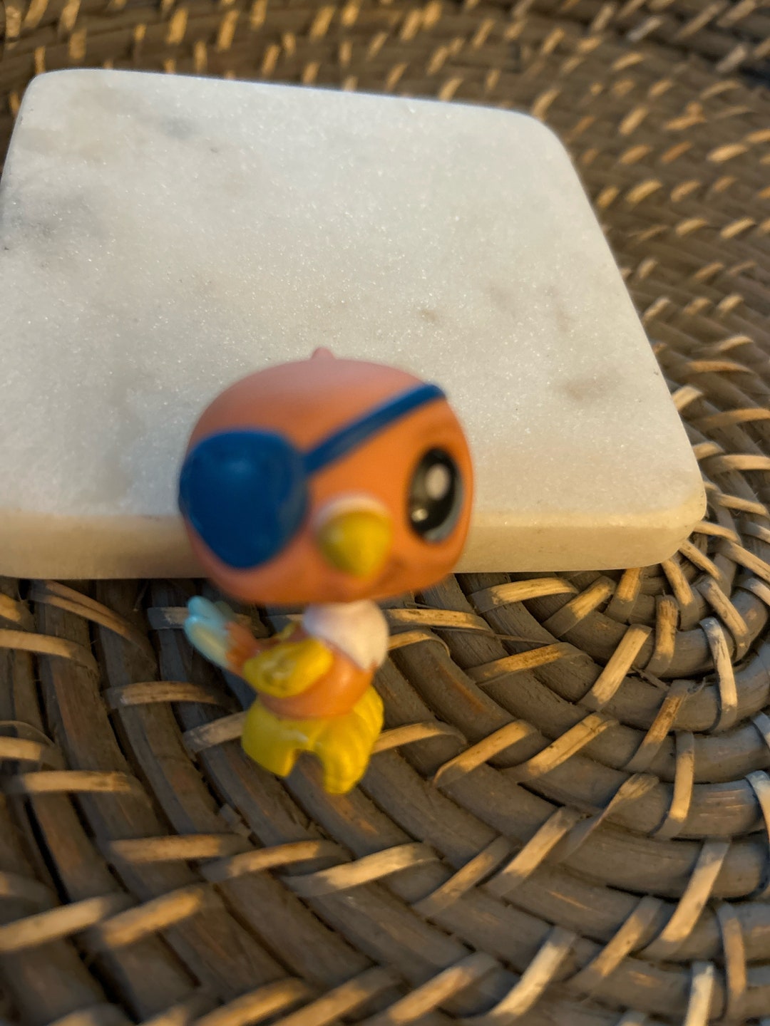 Hasbro Littlest Pet Shop 882 Parrot Pirate Bird RARE LPS Water Bird ...