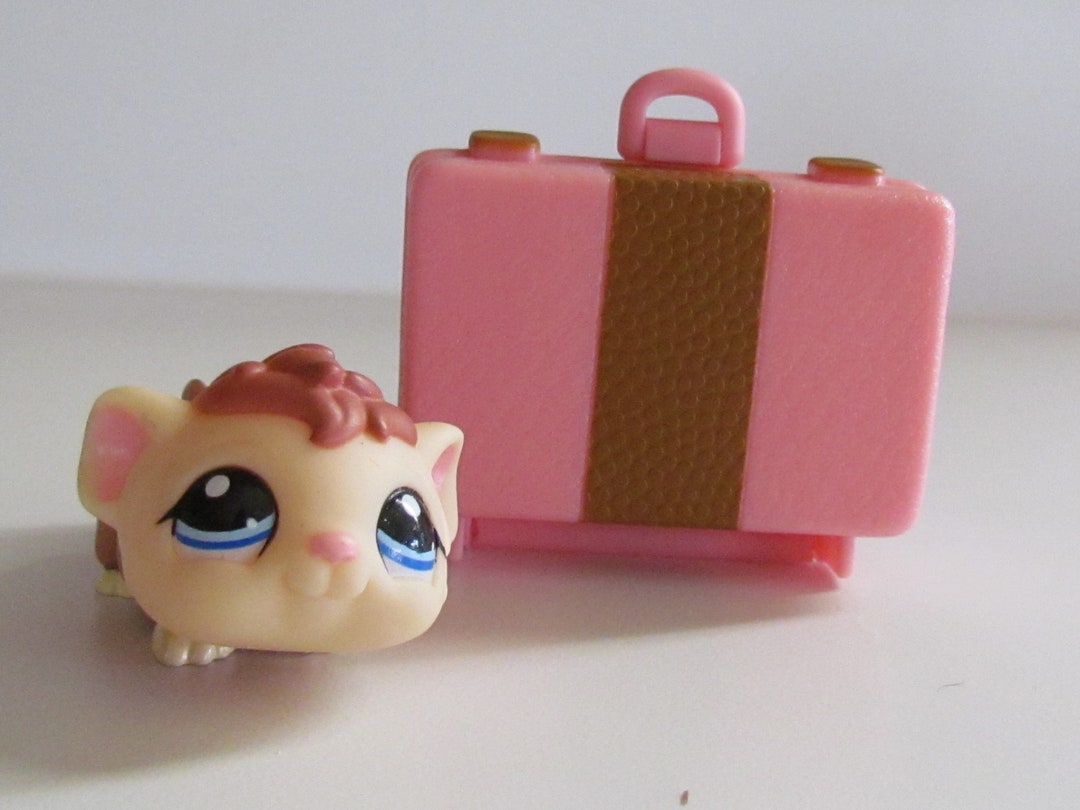 Hasbro Littlest Pet Shop Prized Pets Figure Guinea Pig Hamster Suitcase ...