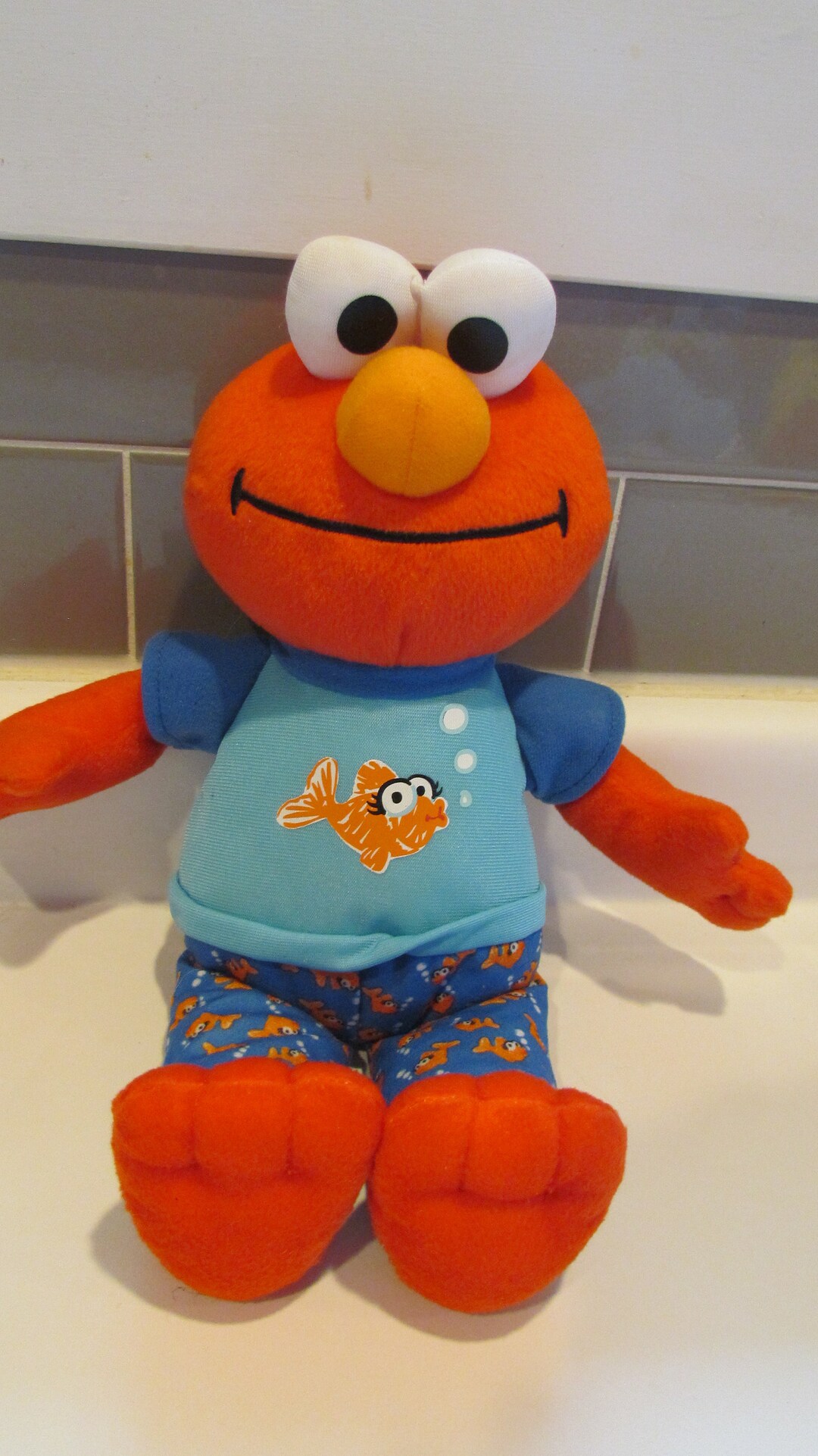 Sesame Street Playskool Lullaby Good Night Elmo Toy Talking Toy Hasbro ...