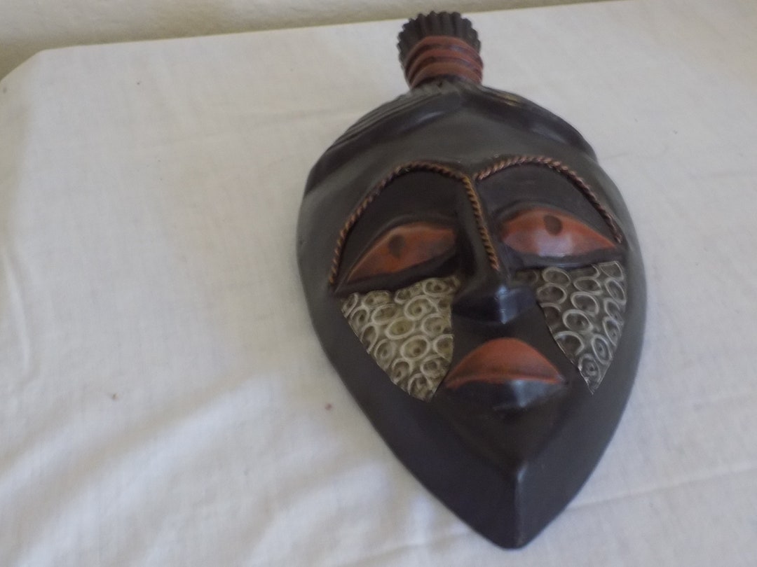 Vintage African Mask ( 13" Tall) Hand Made & Painted Excellent Metal ...