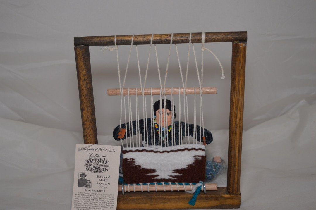 Native American Navajo Indian American Woman Doll Weaving Rug on Loom ...