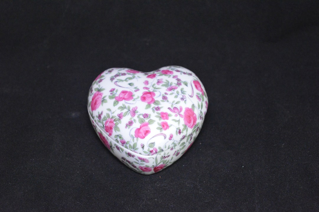 Vintage Heart Shaped Rose Box 4 X 4 1/2 Made in Japan for Counterpoint ...