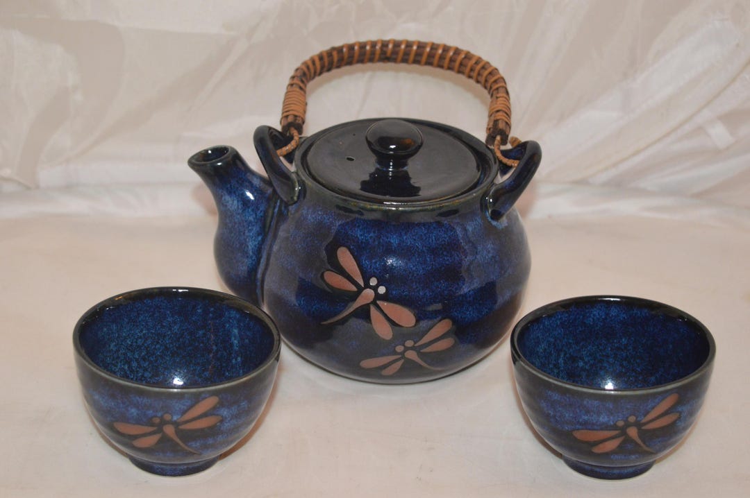 Vintage Dragon Fly Teapot and Two Cups Made Japan Strainer Luster Ware ...