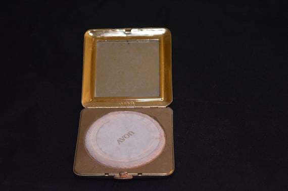 Vintage Avon Powder Compact - Gem