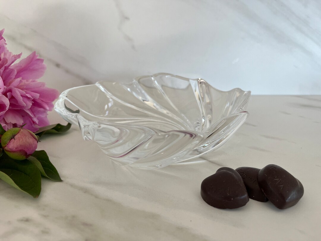 Clear Glass Crystal Swirl Candy Dish Claire Burke Made in France. 1990 ...