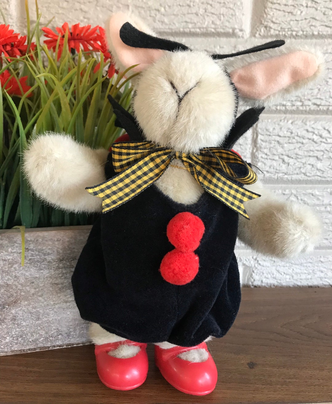 Hoppy Vanderhare Adorable Lady Bug Hoppy Vintage Vanderhare taste O ...