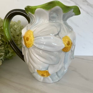Telefloral Daisy Flower Pitcher or Vase Vintage Ceramic. Lemonade, Ice ...