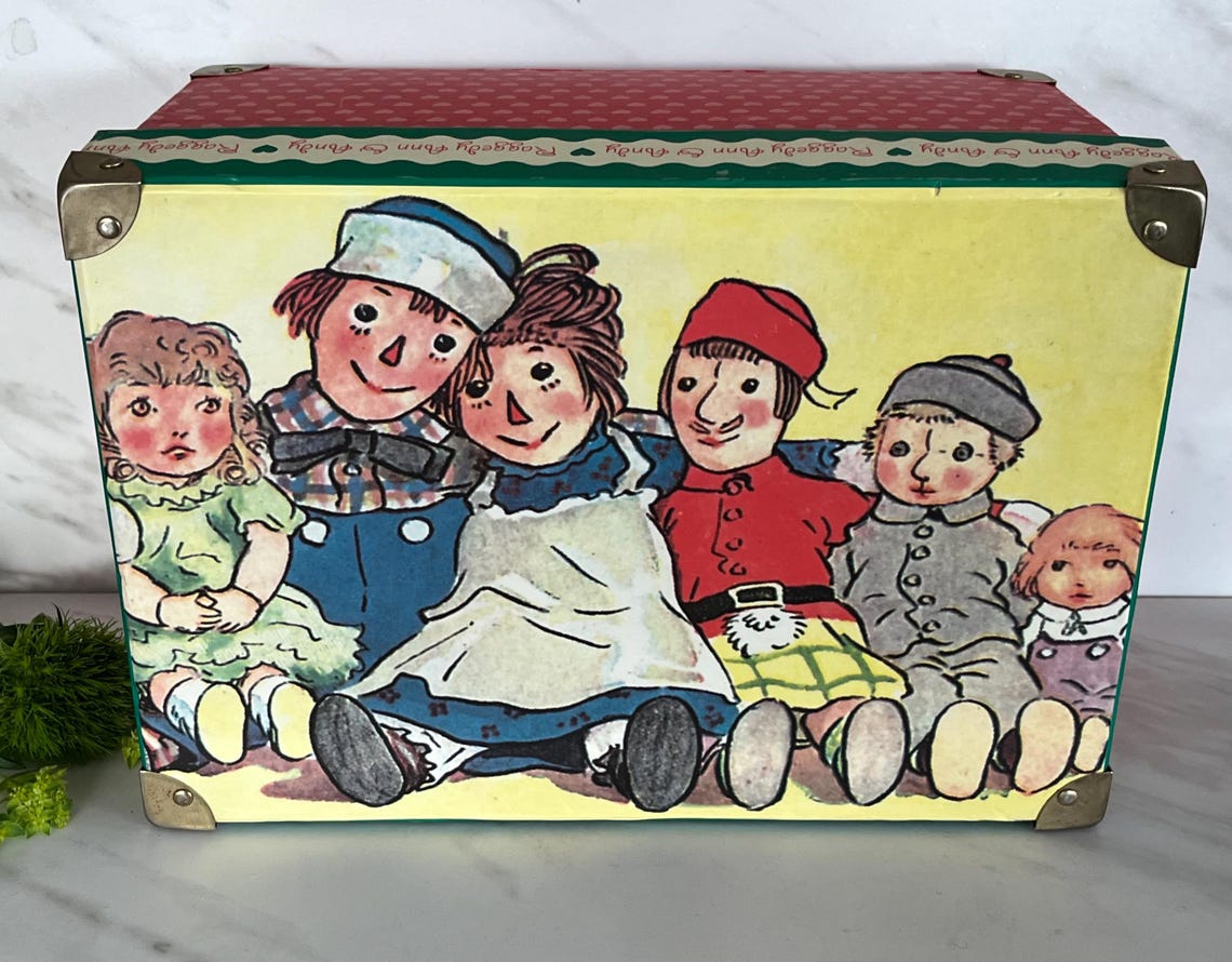 Raggedy Ann and Raggedy Andy Heavy Trunk. Doll Case. Vintage Doll Trunk ...