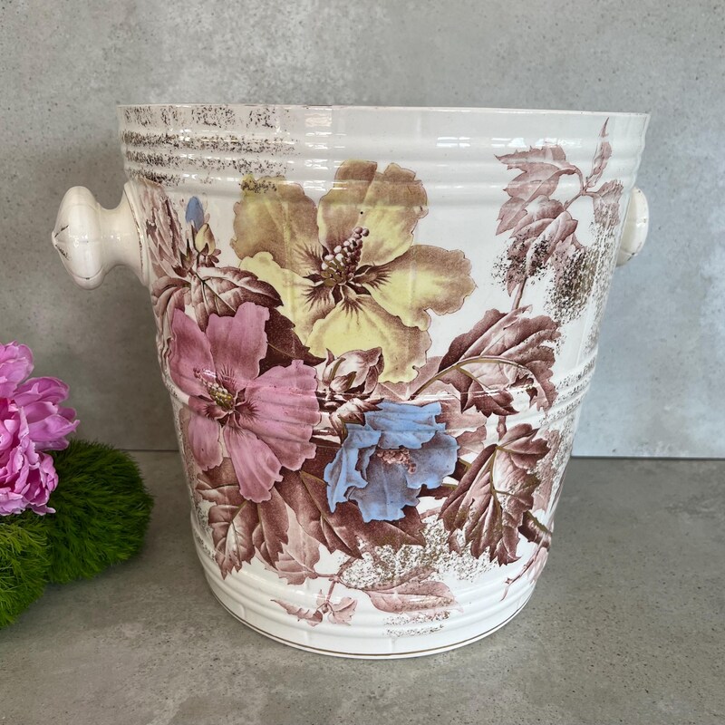 Antique Chamber Pot - Etsy
