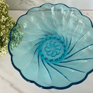 Vintage Blue Azure or Turquoise Capri Glass Bowl. Hazel Atlas Capri ...
