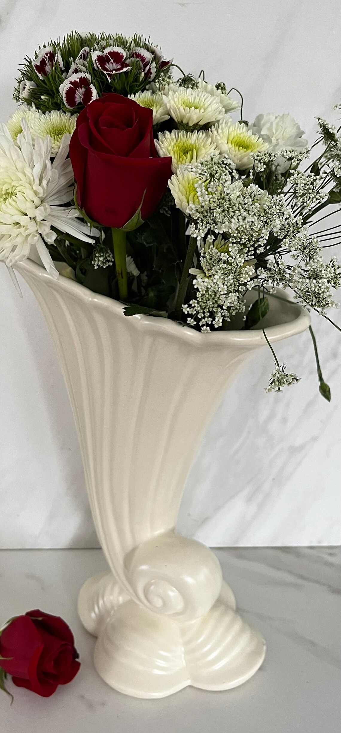 Art Deco Style Shawnee Pottery Vintage Shell Cream Vase. Made - Etsy