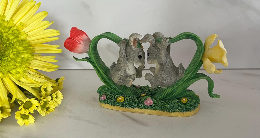 Charming Tails “bunny Buddies” Bunnies in Spring Flowers Vintage ...