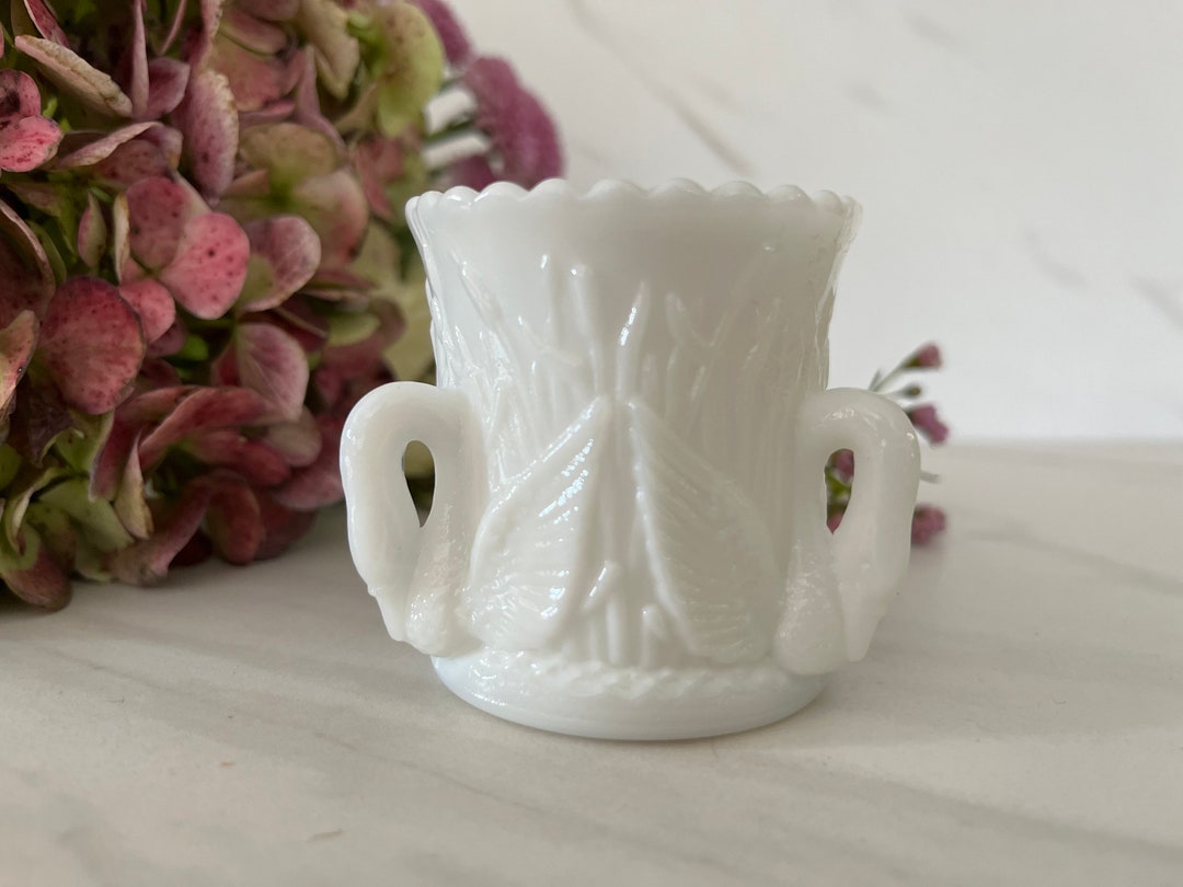 Swan Antique White Westmoreland Milk Glass Classic Toothpick - Etsy