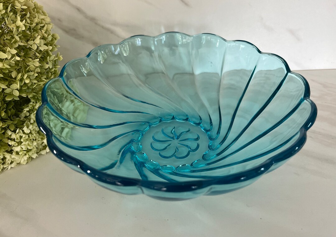 Vintage Blue Azure or Turquoise Capri Glass Bowl. Hazel Atlas Capri ...