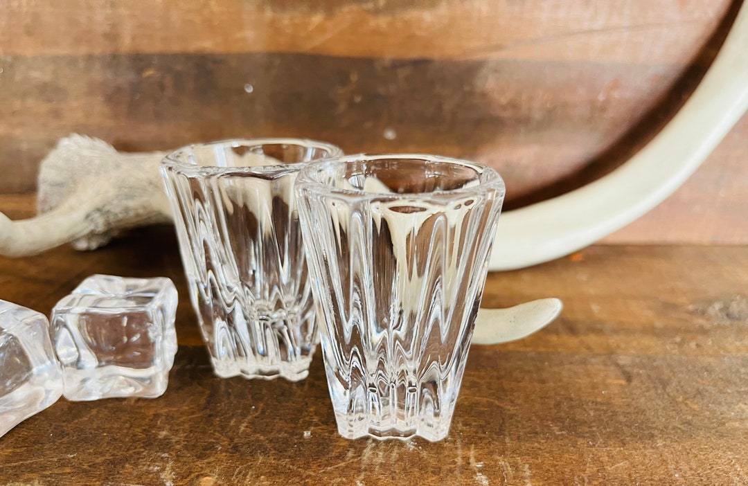 MCM Atomic Rocket Vintage Shot Glasses. Set of Two. Federal Glass. - Etsy