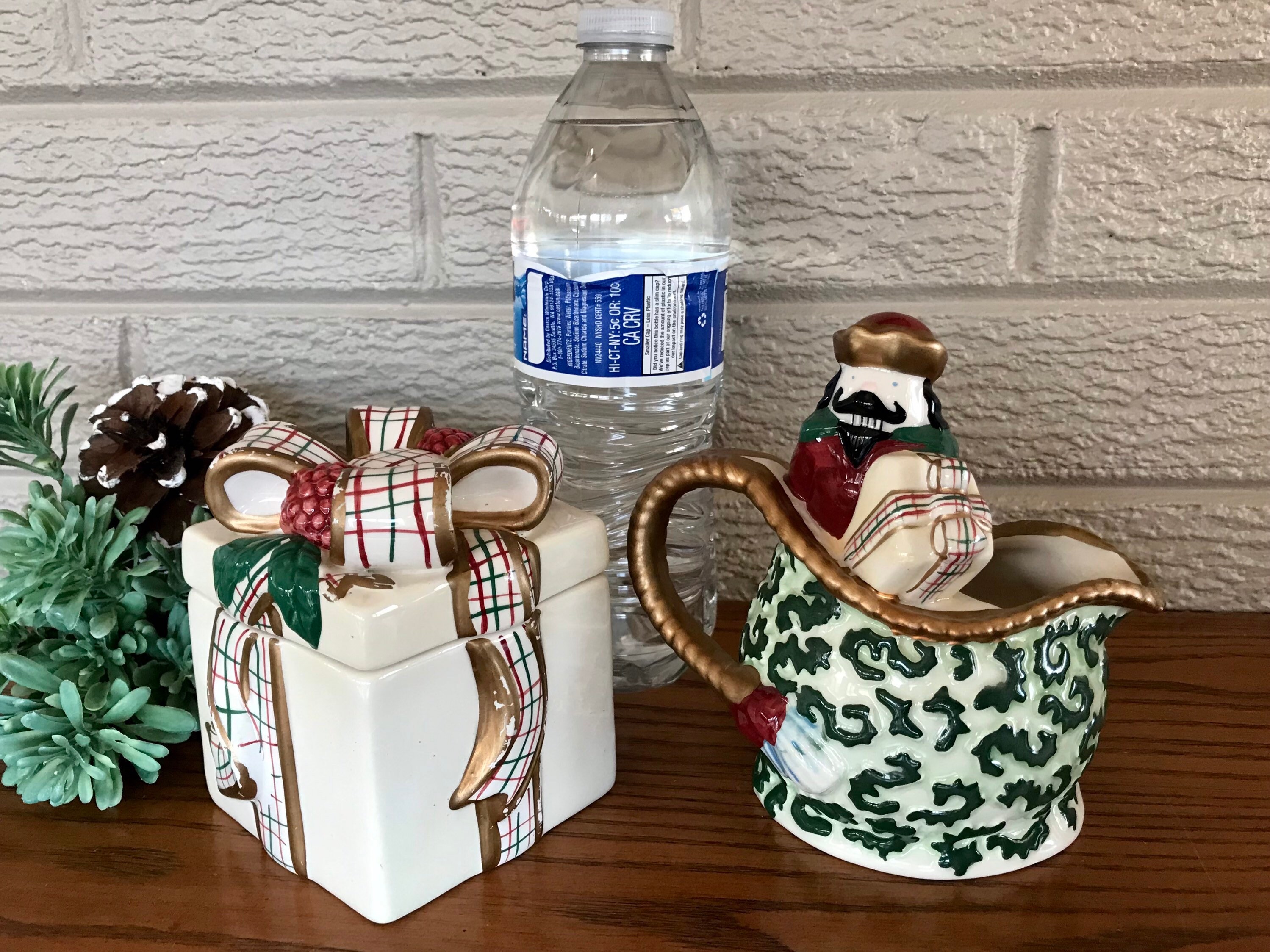 Avon Vintage Ceramic. Nicholas Sugar Creamer Set. Nutcracker - Etsy