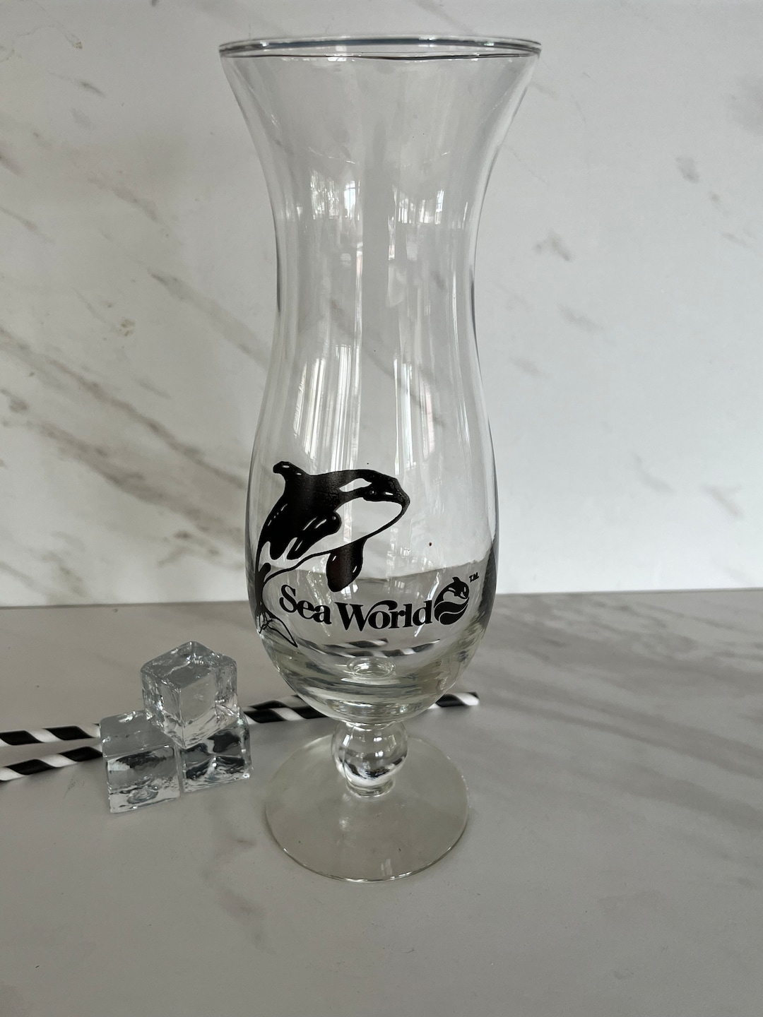 Sea World Vintage Hurricane Pedestal Souvenir Glass. Black Graphics ...