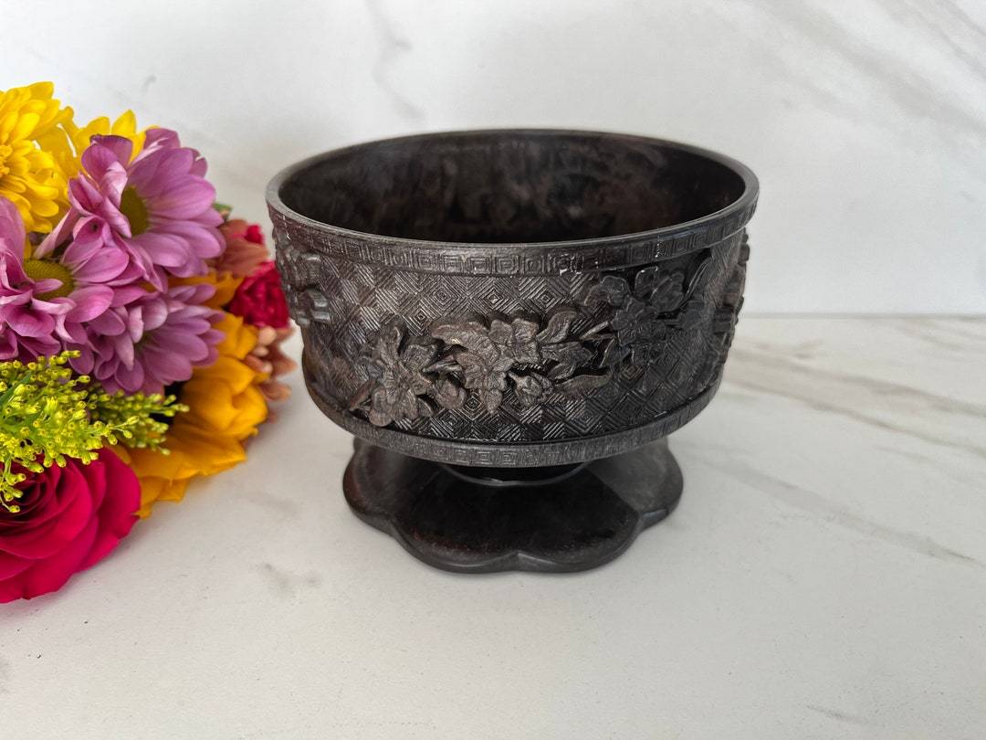 Regaline Vintage Plastic Brown Pedestal Planter Marked on Bottom ...