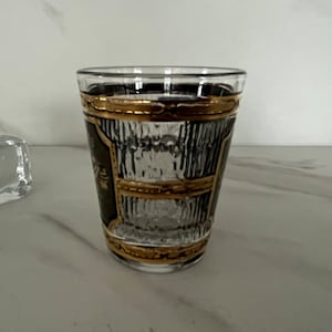 Vintage Las Vegas Souvenir Shot Glass. Slot Machine and Roulette Glass ...