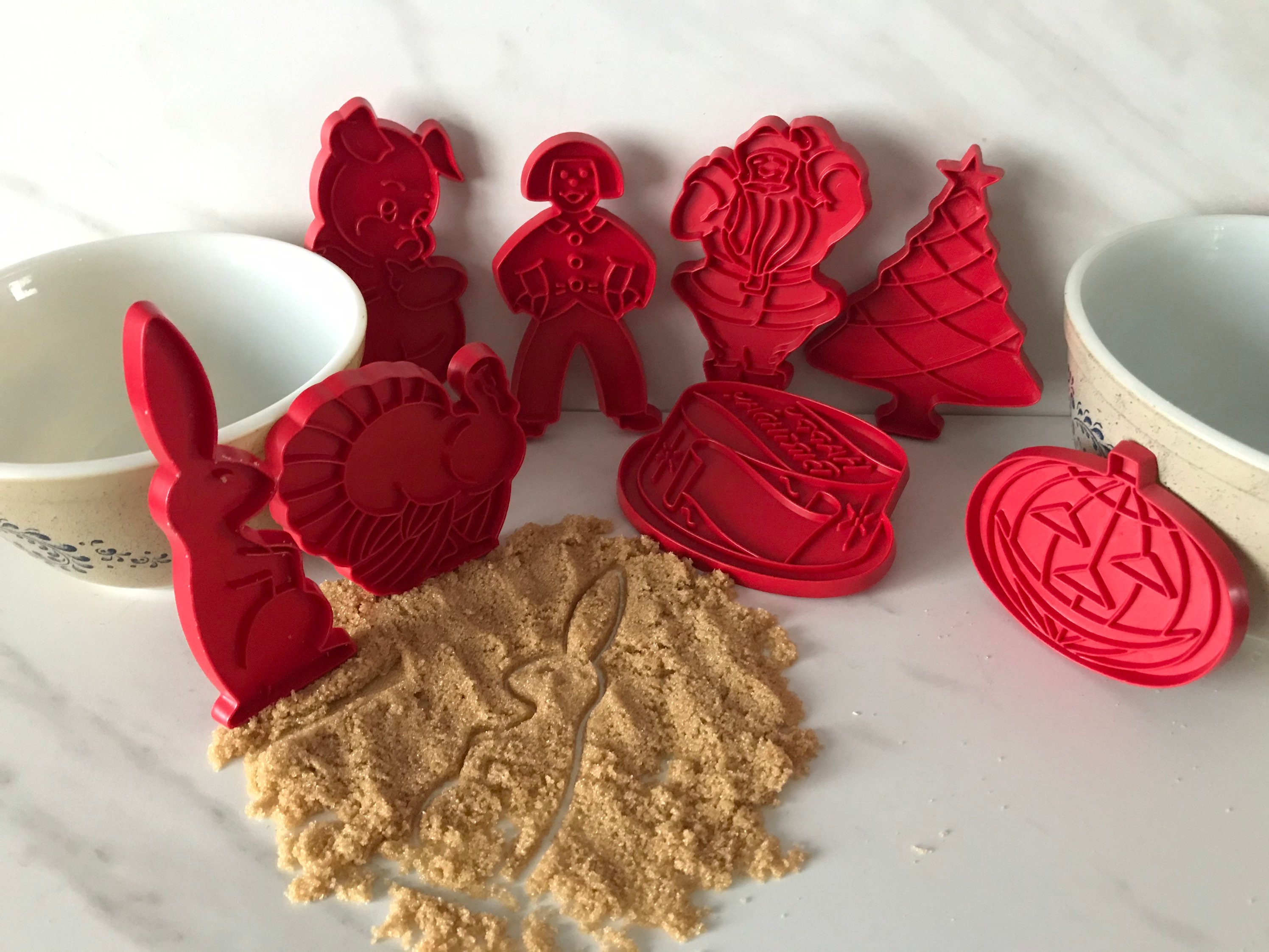 Vintage Red Plastic Tupperware Cookie Cutter Collection 1970s | Etsy