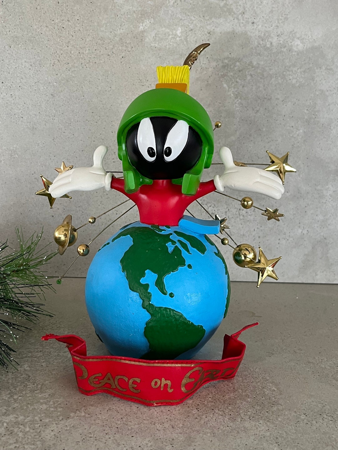 Marvin the Martian 3-D Vintage Christmas Tree Topper peace on Earth ...