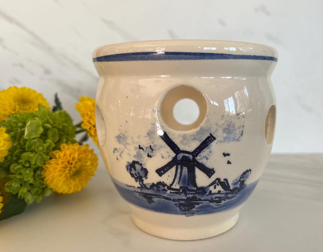 Delfts Blauw Dutch Vintage Crocus Planter.... Classic Windmill Design ...