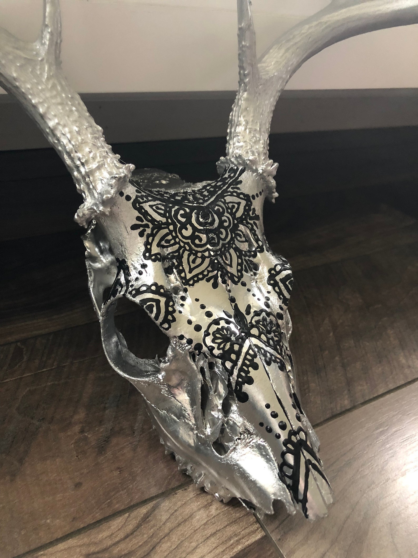 Painted Deer Skull Chrome Henna Design - Etsy
