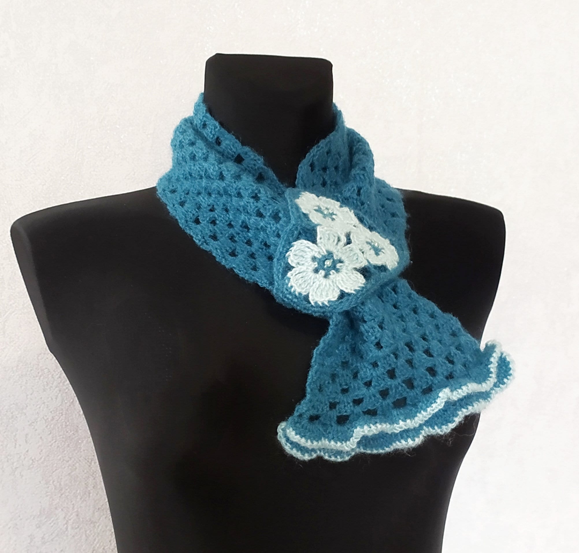 Crochet Keyhole Scarf PATTERN PDF, Tutorial, Charts and Photo - Etsy