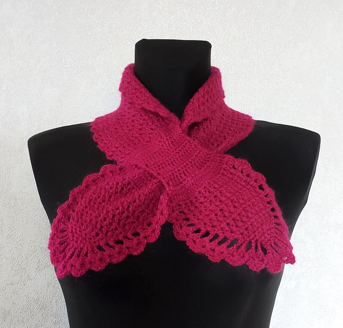 Ascot Keyhole Crochet Woman Scarf Miss Marple Style - Etsy