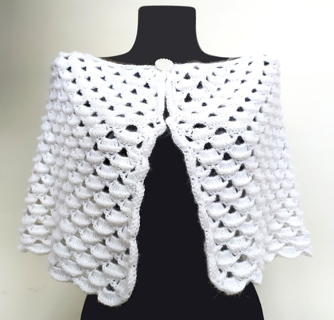Crochet Lace Capelet PATTERN for Women - Etsy