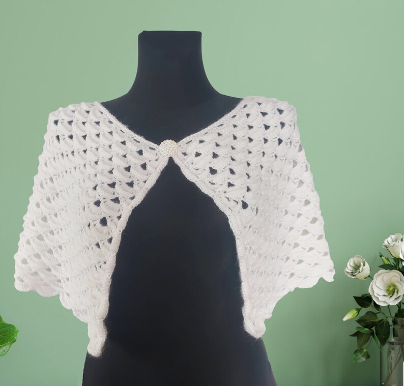Crochet Lace Capelet PATTERN for Women - Etsy