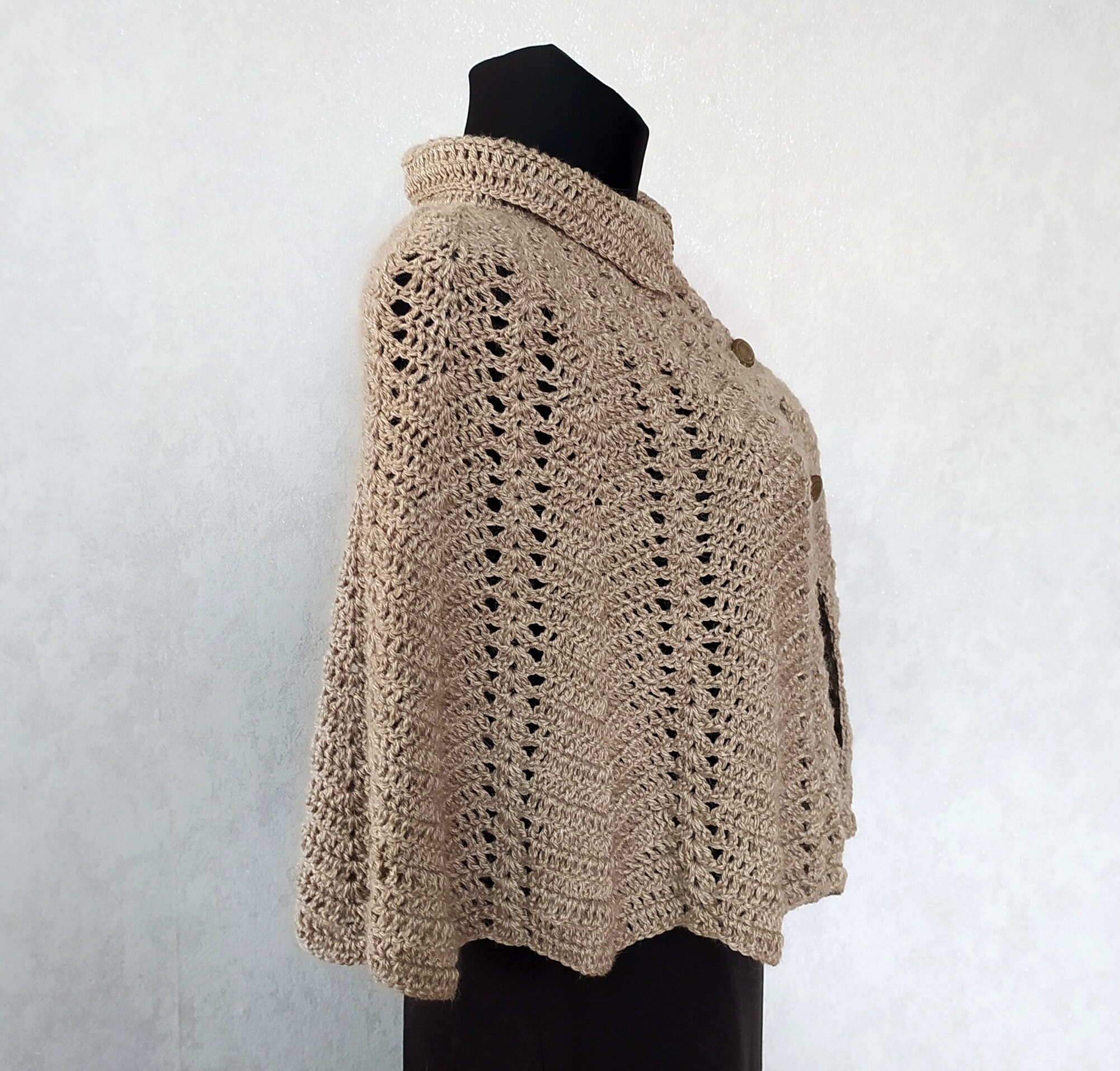 Crochet Capelet PATTERN, Tutorial in English and French, Photos ...