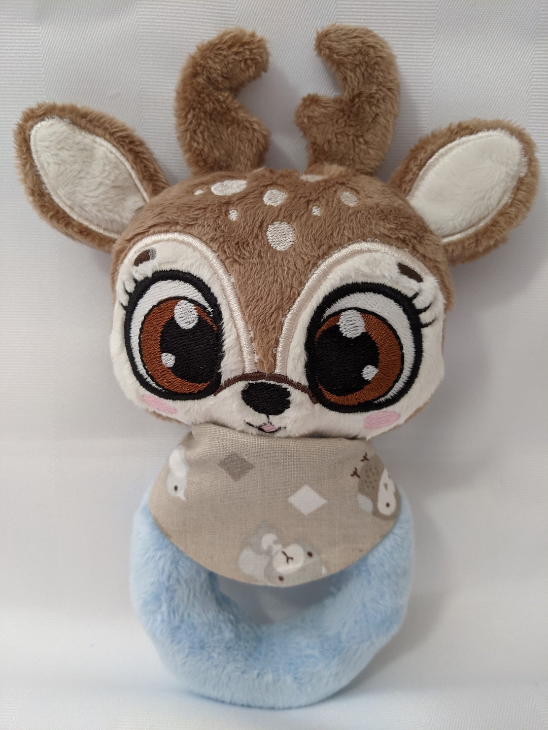 File Embroidery, DEER Rattle, 10x10cm Frame With a Few Small Seams in ...