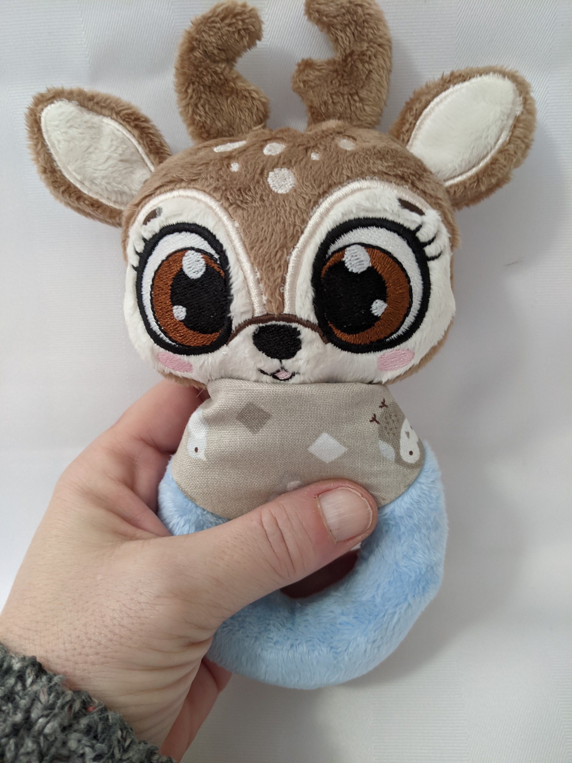 File Embroidery DEER Rattle 10x10cm Frame With a Few Small | Etsy