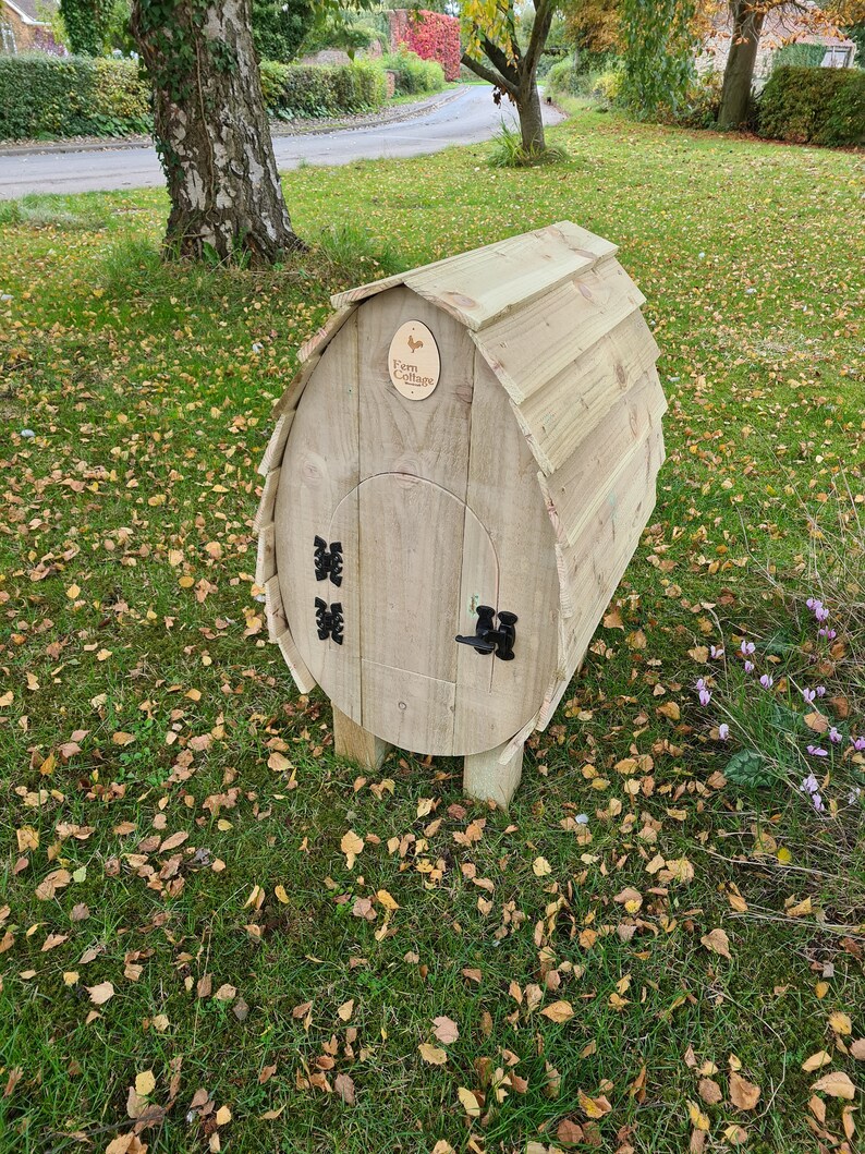 Nesting Pods. Small Coop/hut for Hens/chickens to Lay Eggs or - Etsy