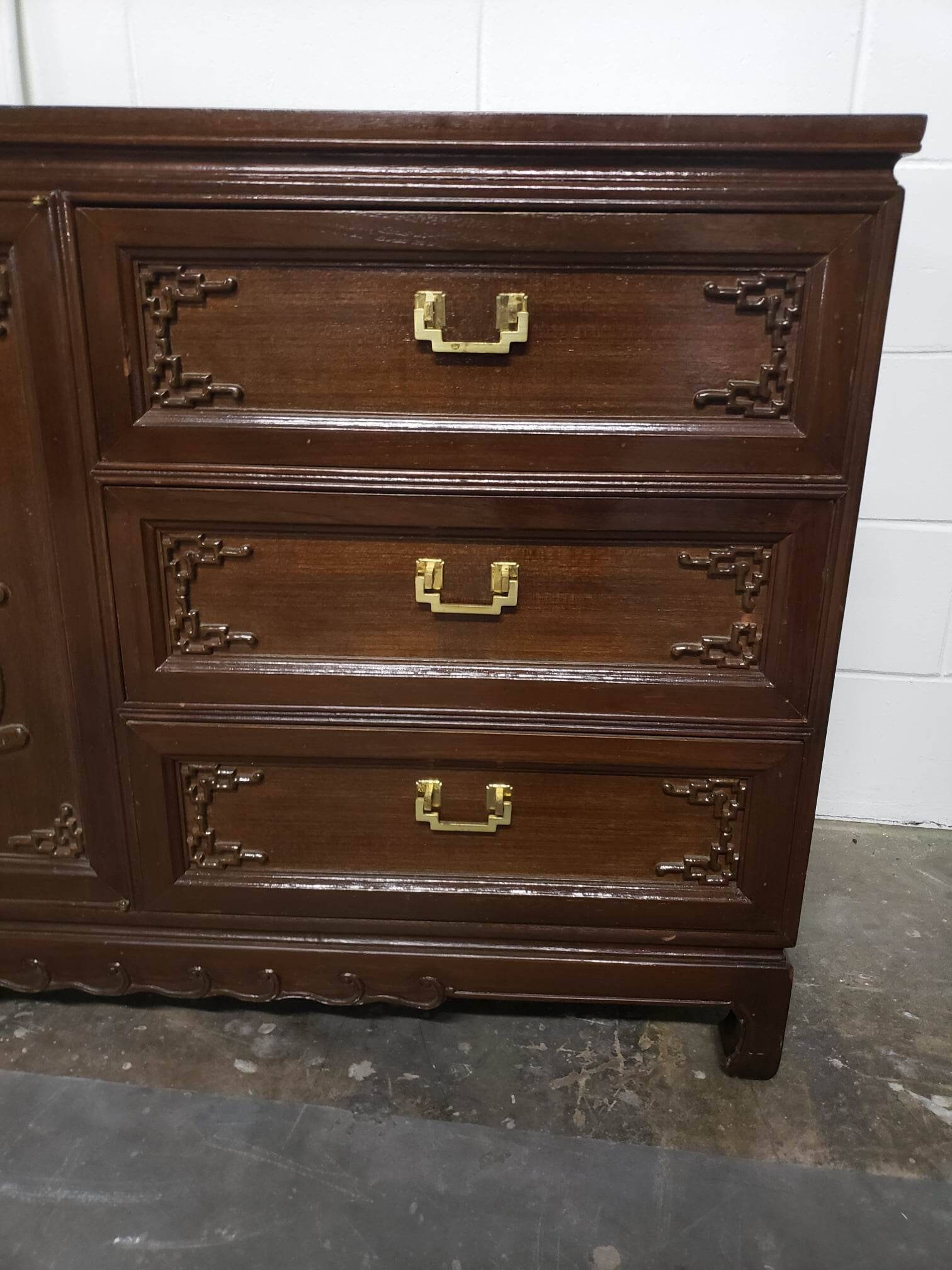 Oriental Style Dresser/vintage Asian Dresser/vintage Asian Buffet ...