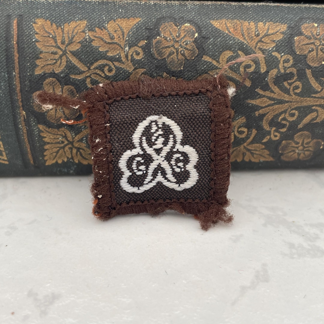 Vintage Patch Brownies Trefoil Emblem Badge Girl Guides Sew on Patch - Etsy