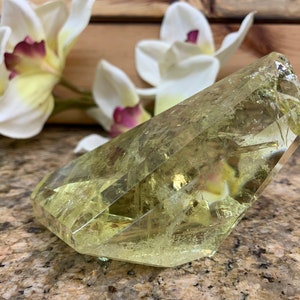 Optical Freeform Natural Golden Citrine Crystal Rainbows Inclusions to ...