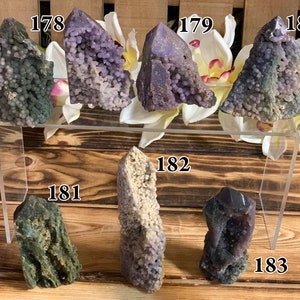 Very Rare Grape Agate Towers in Beautiful Clusters of Grape Colors ...