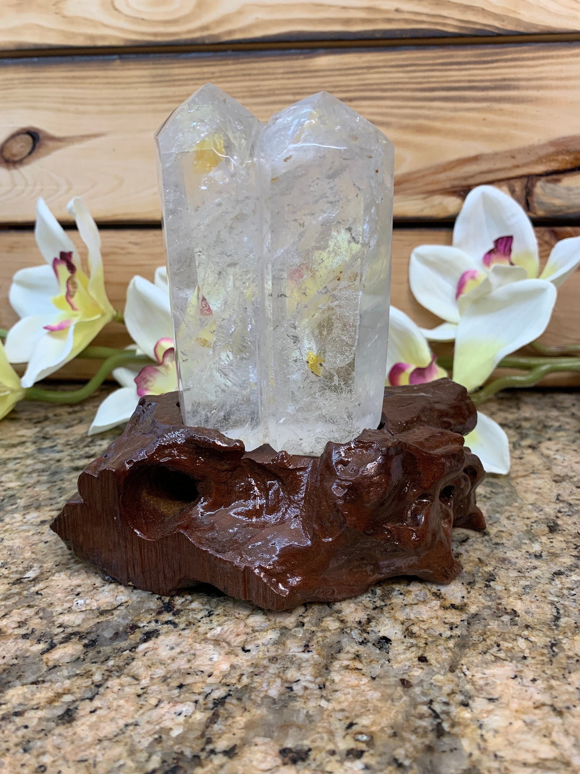 Quartz Optical High Grade Towers Beautiful Super Clear With Golden ...