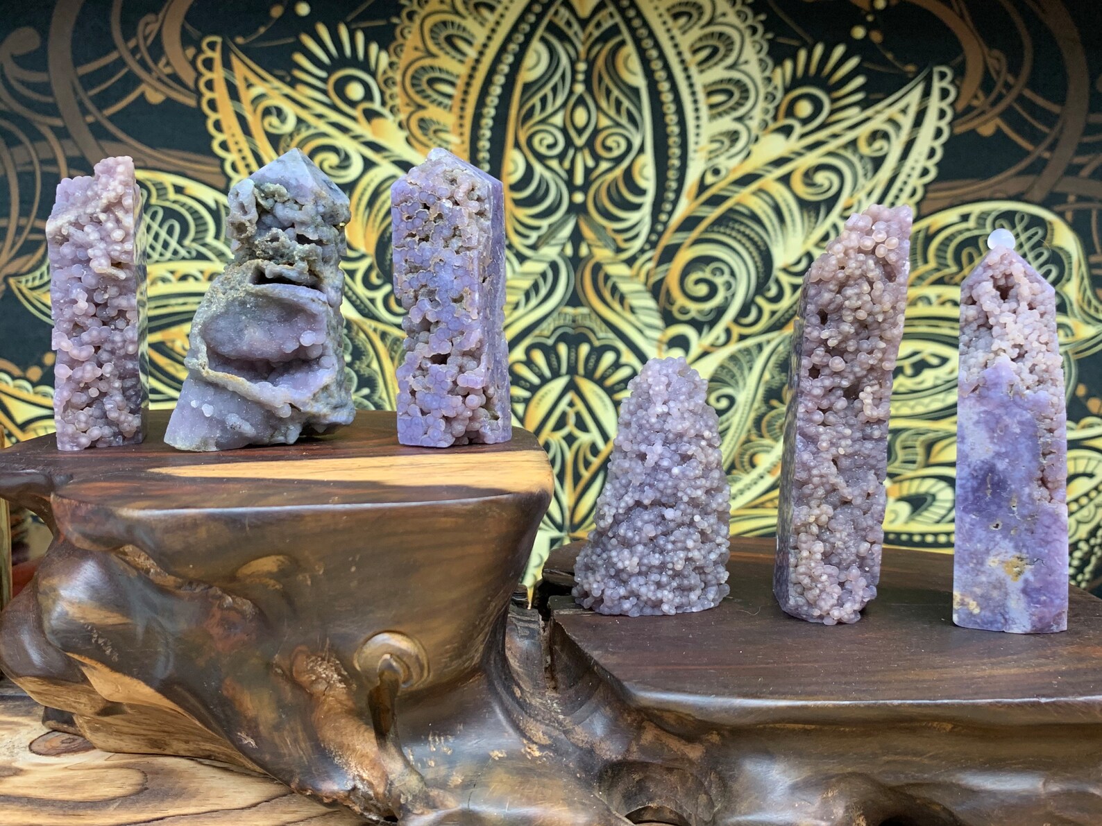 Very Rare Grape Agate Towers in Beautiful Clusters of Grape Colors ...