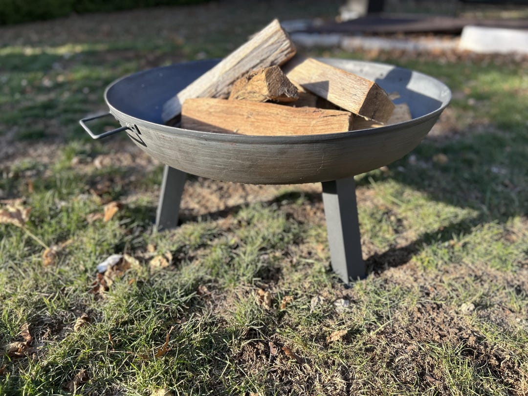 Handcrafted Cast Iron Fire Bowl: Middleton Patio Fire Pit (24/30/34 ...