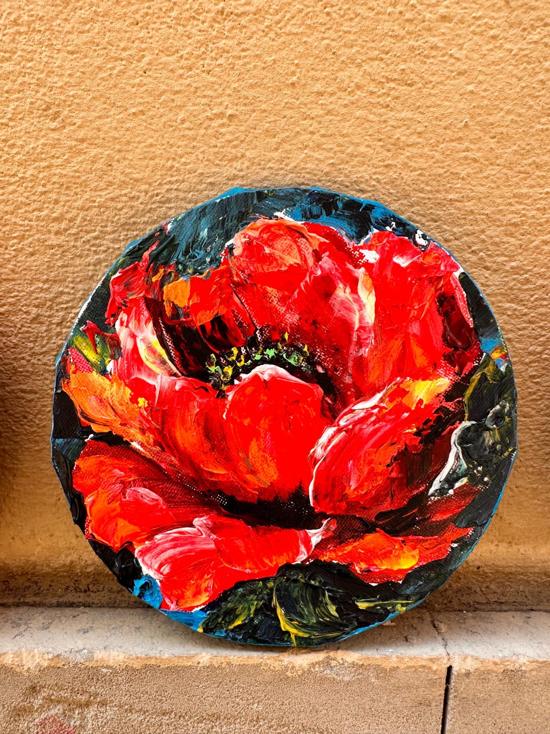 Bright Red Poppy Flower Art Round Small Cute Picture Poppy Art ...