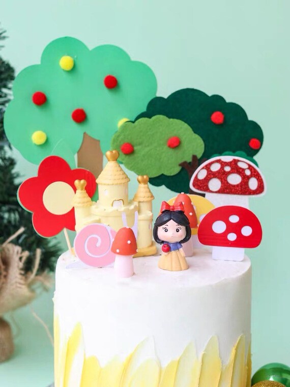 Snow White Cake Topper | Etsy