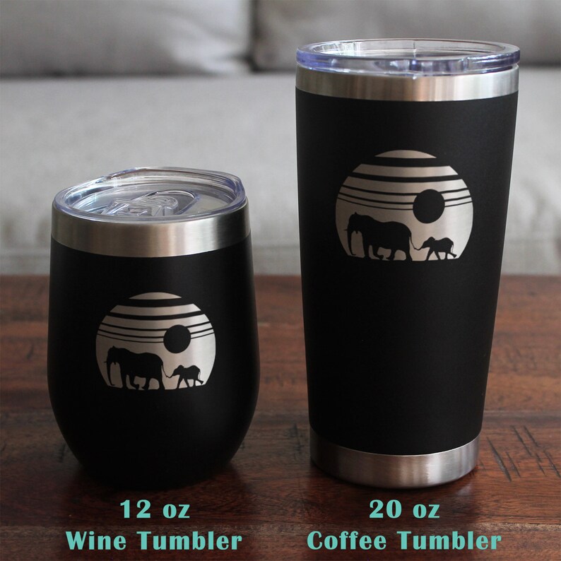 Vaso de pinta con elefante grabado al atardecer: regalo de decoración ...