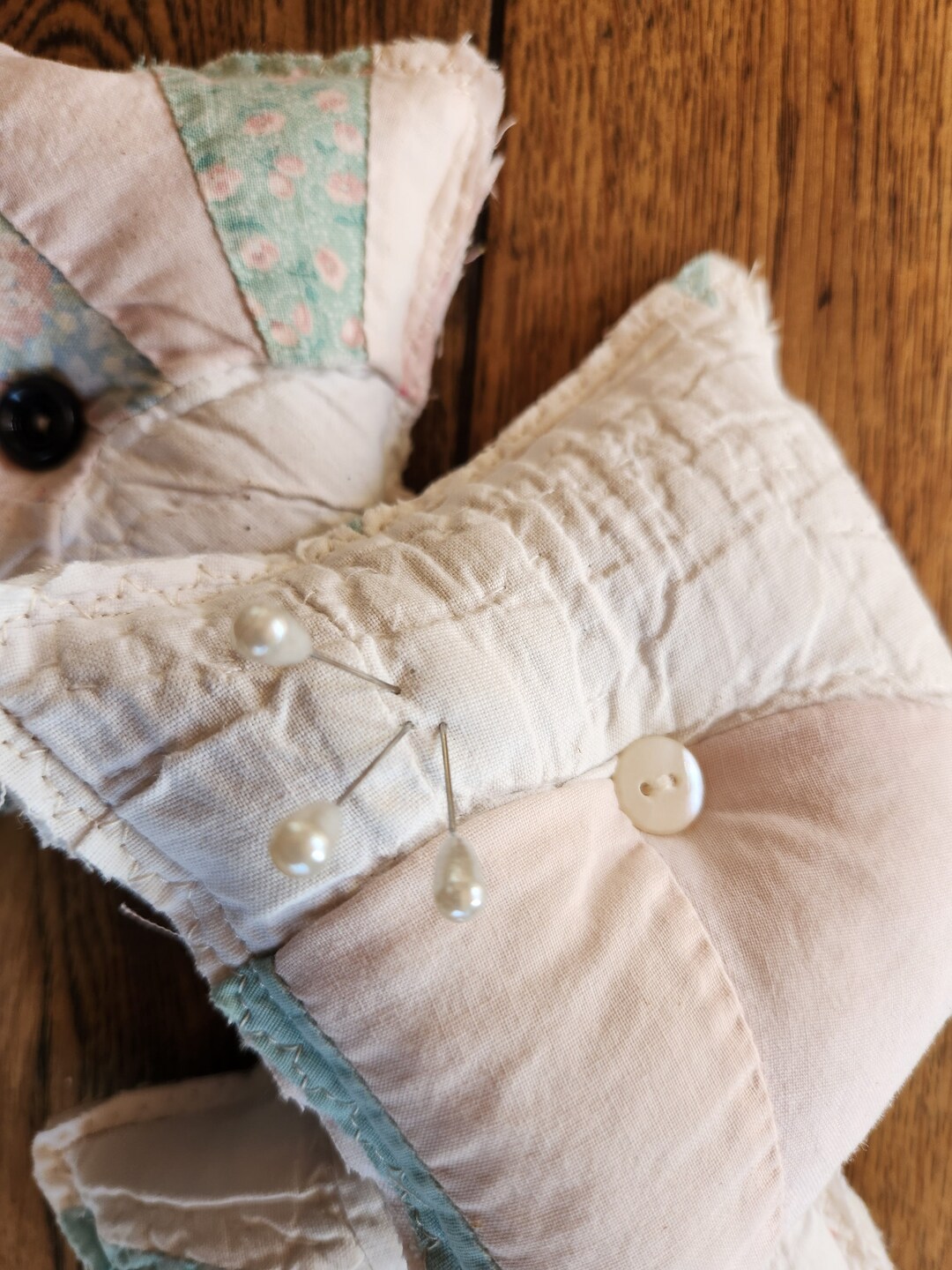 QUILTED VINTAGE PINCUSHIONS, Repurposed Cutter Quilts - Etsy